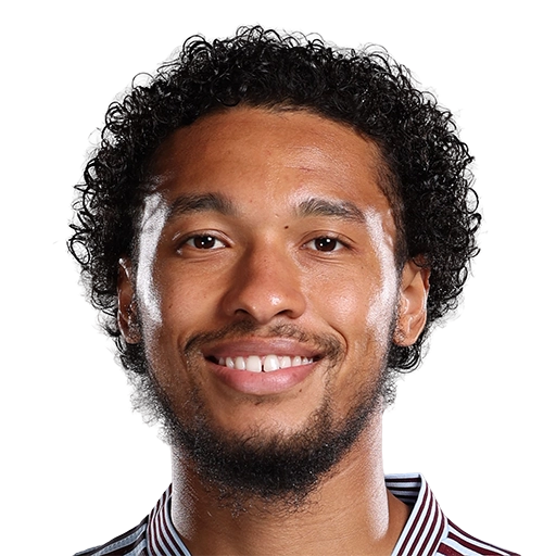 Boubacar Kamara Evolutions in EA FC 25 - FUT.GG